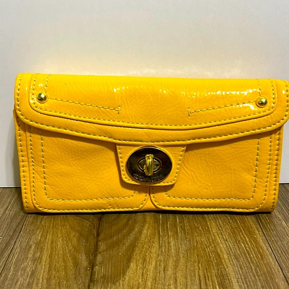Coach | Bags | Coach Yellow And Gold Wallet With A Zipper | Poshmark